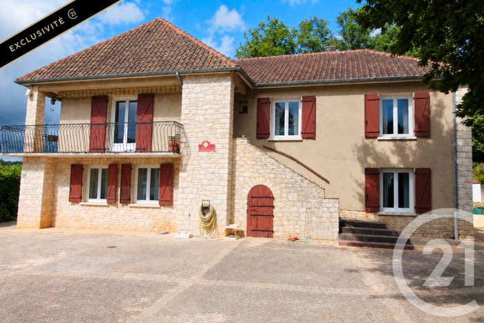 Maison 9 pièces à vendre à Sarlat-la-Canéda