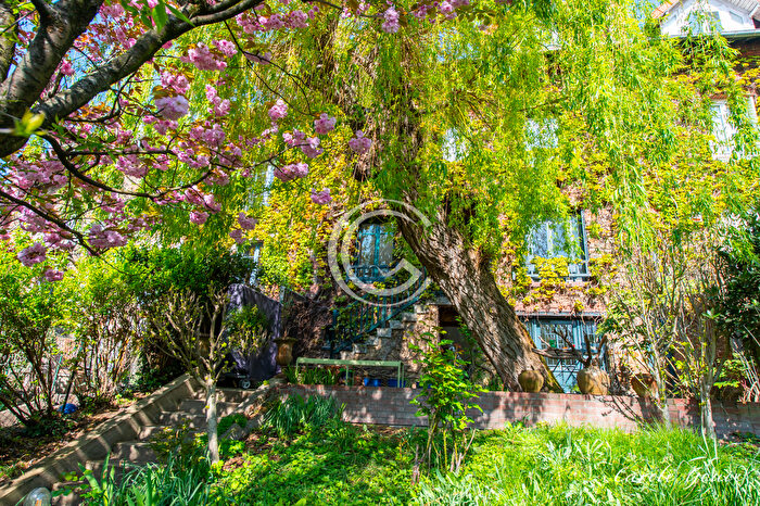 Maison à vendre - Paris e , Gambetta - 8 pièces - 4 chambres