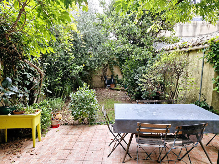 Maison à vendre - Courthézon - 5 pièces - 4 chambres