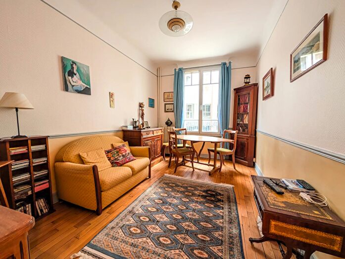 Appartement 2 pièces à vendre - Paris 20ème, Père Lachaise, Réunion