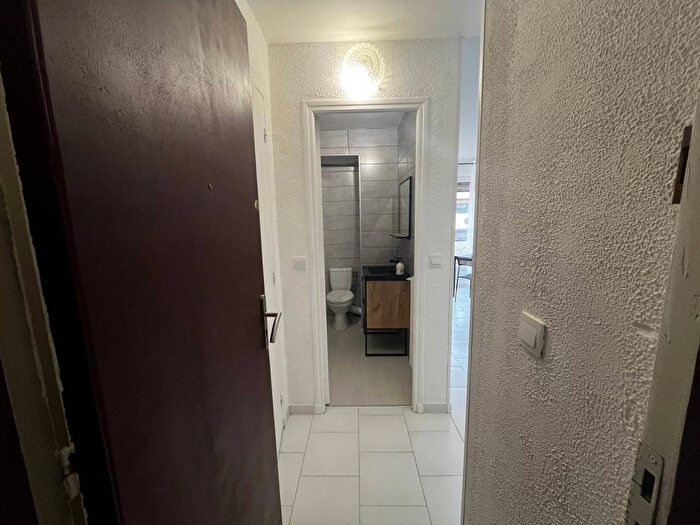 Appartement à louer - Saint Antoine, LArchet, Nice - 1 pièce