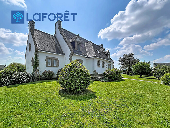 Maison à vendre - Plouay - 9 pièces - 7 chambres