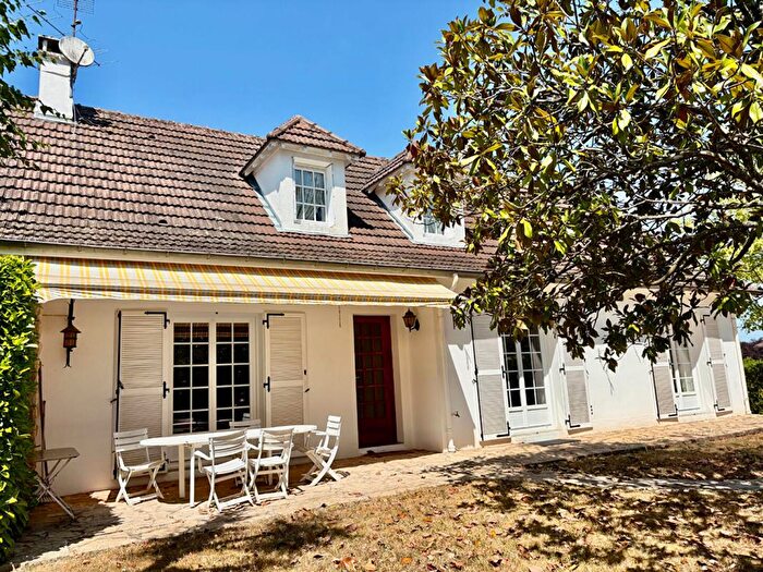 Maison 7 pièces à Gueugnon, à vendre