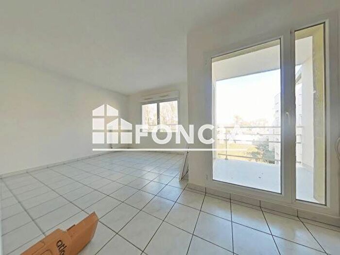 Appartement à louer - Europe Nouveau Bassin-Centre, Mulhouse - 3 pièces - 2 chambres