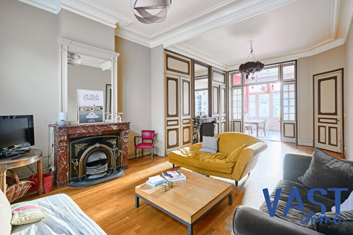 Maison à vendre - Tourcoing - 6 pièces - 4 chambres