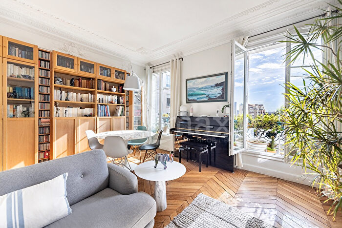 Asnières-sur-Seine, Bécon, Bourguignons : Appartement 4 pièces à vendre