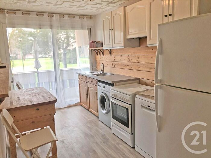 Appartement à louer - Saint-Maurice-de-Beynost - 2 pièces - 1 chambre