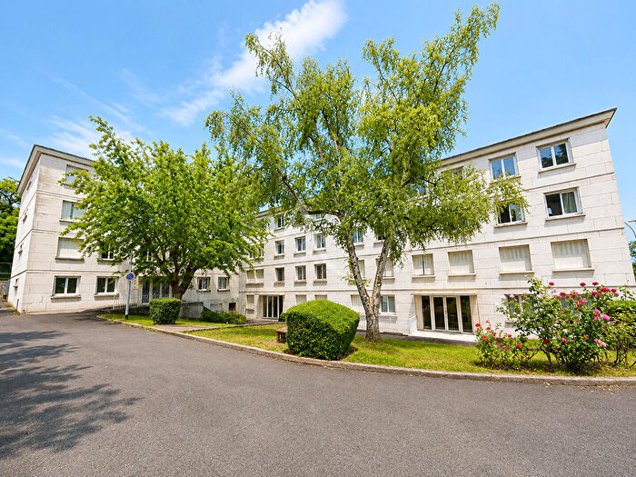 Appartement 4 pièces à Chatou, Est, à vendre