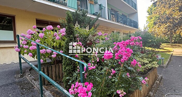 Viry-Châtillon, Centre-ville : Appartement 1 pièce à vendre