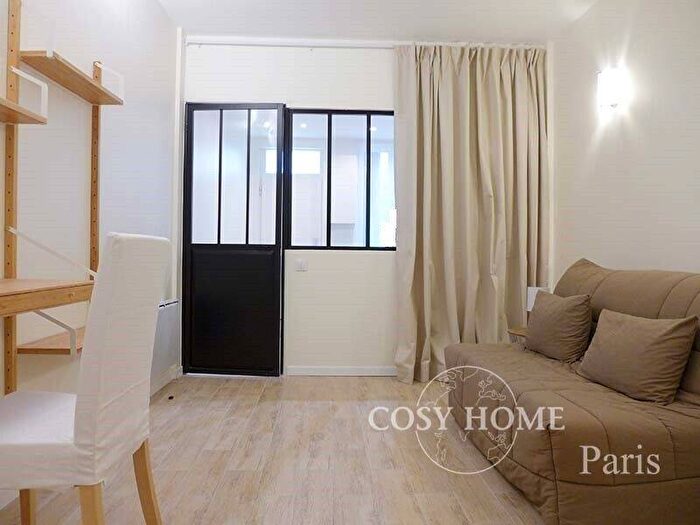 Appartement à louer - Montmartre, Paris ème - 1 pièce