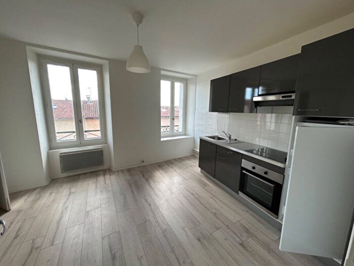 Appartement 2 pièces à Sury-le-Comtal, à louer