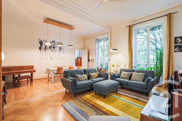 Appartement 5 pièces à Grenoble, Centre-ville, à vendre