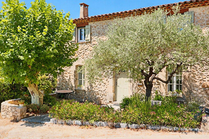 Maison 4 pièces à vendre à La Roquebrussanne