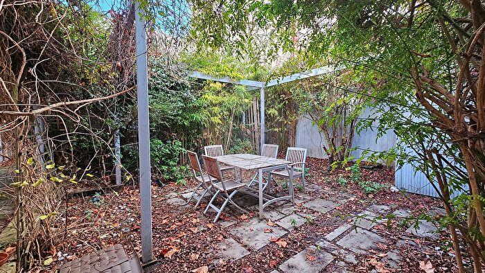 Appartement à vendre - Paris e , Pernety - 2 pièces - 1 chambre