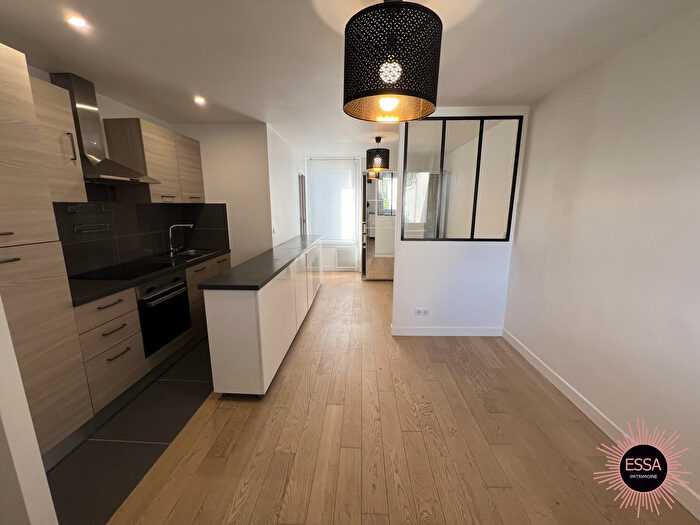 Appartement 1 pièce à louer - Vélizy-Villacoublay, Le Village