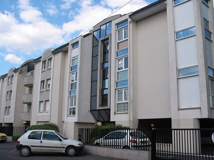 Madeleine-Saint Léonard-Justices, Angers : Appartement 1 pièce à louer