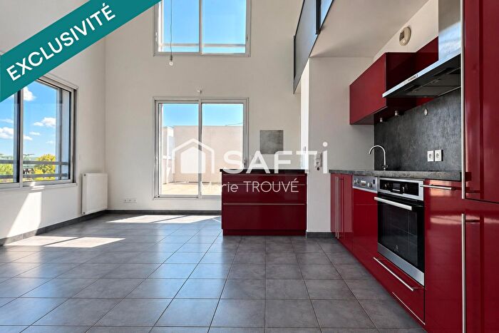 Appartement 4 pièces à vendre à Bègles, Sembat