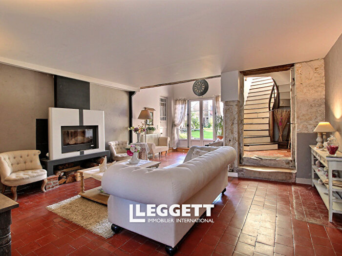 Maison à vendre - Le Bourg-Saint-Léonard - 16 pièces - 10 chambres