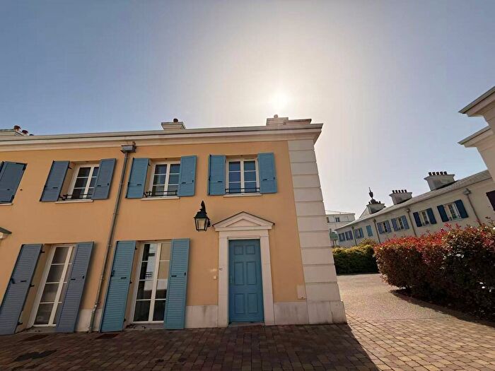 Maison 4 pièces à Serris, à louer