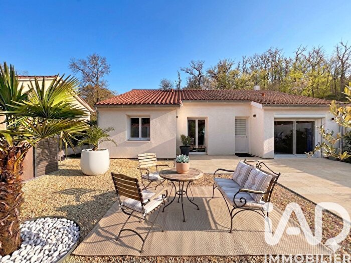 Maison à vendre - Lissieu - 5 pièces - 4 chambres