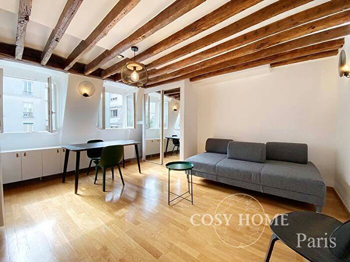 Clichy-Trinité, Paris 9ème arrondissement - Appartement 1 pièce à louer