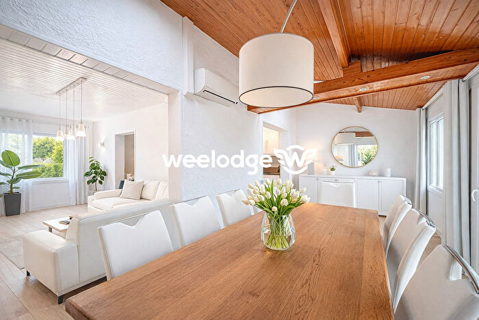 Maison à vendre - Champigny-sur-Marne - 6 pièces - 4 chambres