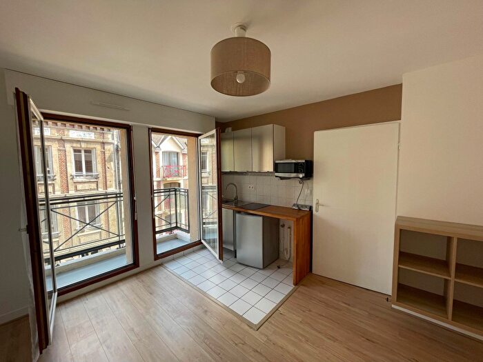 Appartement à louer - Rouen, Saint-Marc, Croix de Pierre, Saint-Nicaise - 1 pièce