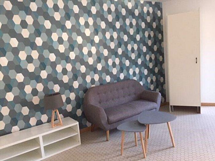 Centre Ville, Pontoise : Appartement 1 pièce à louer