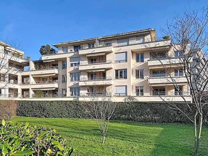 Appartement à vendre - Sainte-Foy-lès-Lyon - 3 pièces - 2 chambres