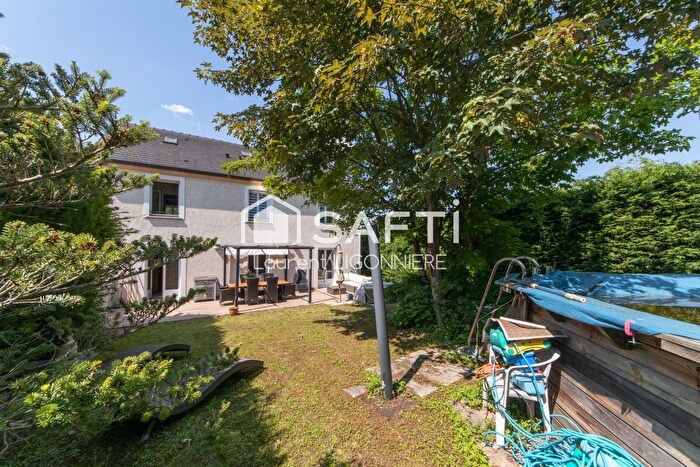 Maison à vendre - Mandres-les-Roses - 7 pièces - 6 chambres