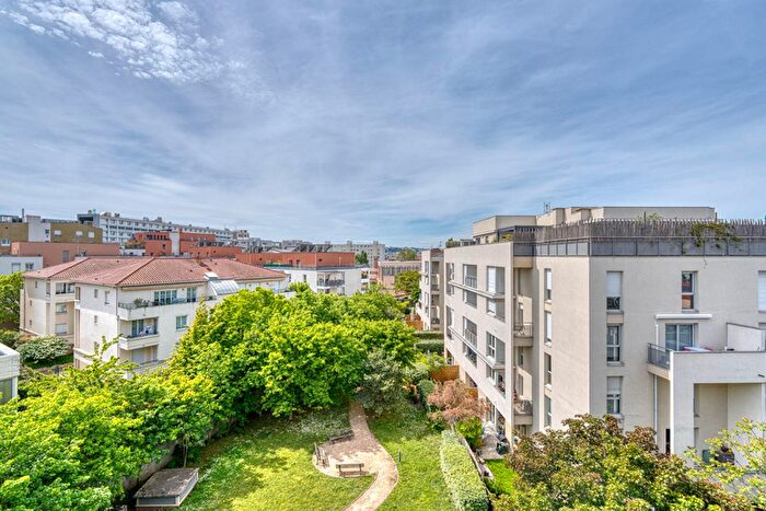 Appartement 4 pièces à Lyon 8ème, Bachut, Transvaal, à vendre