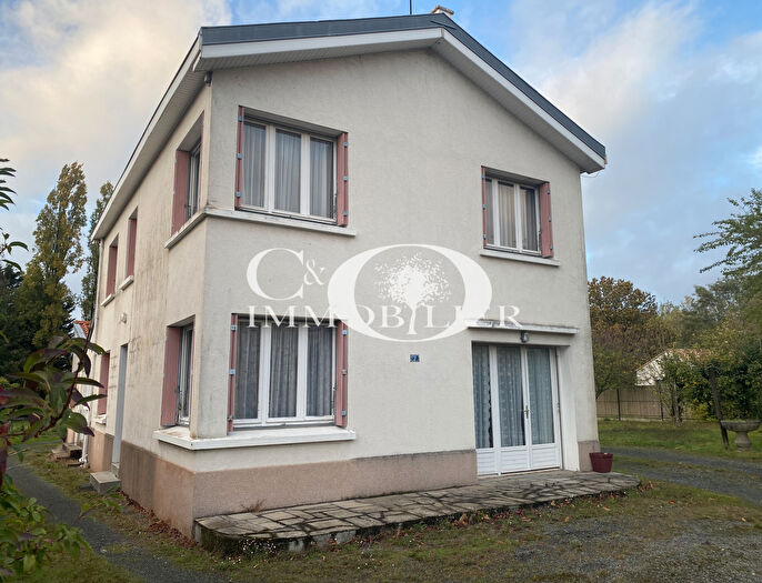 Maison à vendre - Le Bignon - 8 pièces - 4 chambres