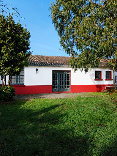 Saint-Martin-des-Noyers - Maison 12 pièces à vendre