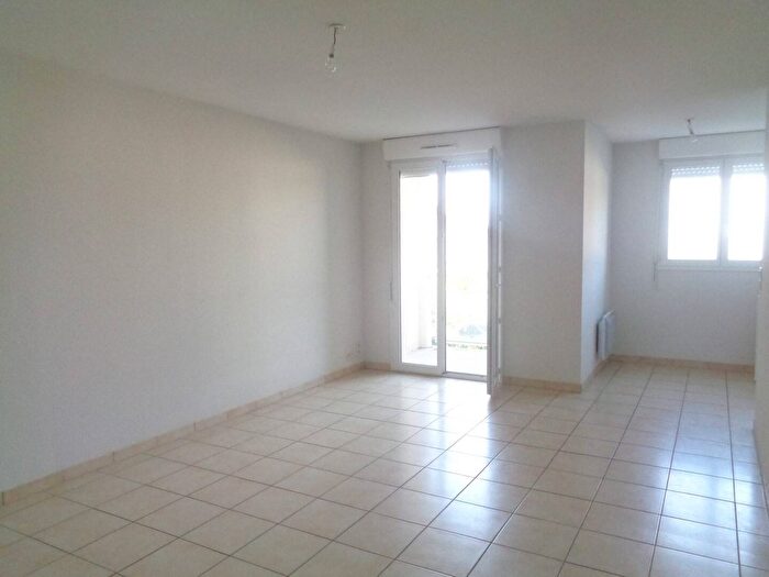 Appartement à louer - Larche - 2 pièces - 1 chambre
