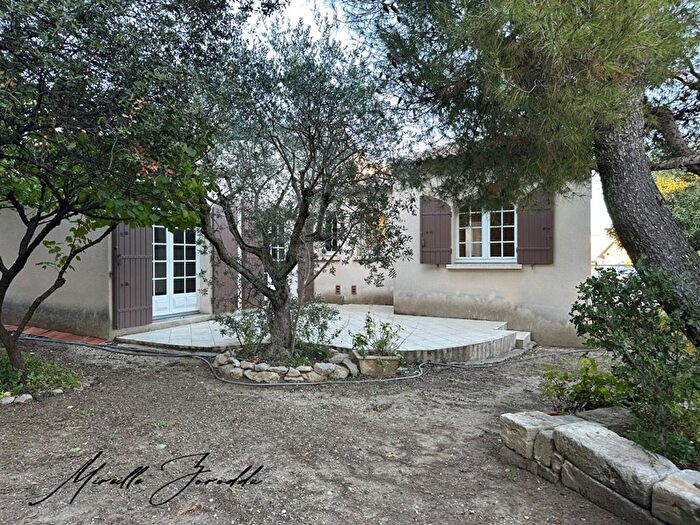 Maison à vendre - Beaucaire, Puech Cabrier, Genestet - 4 pièces - 3 chambres