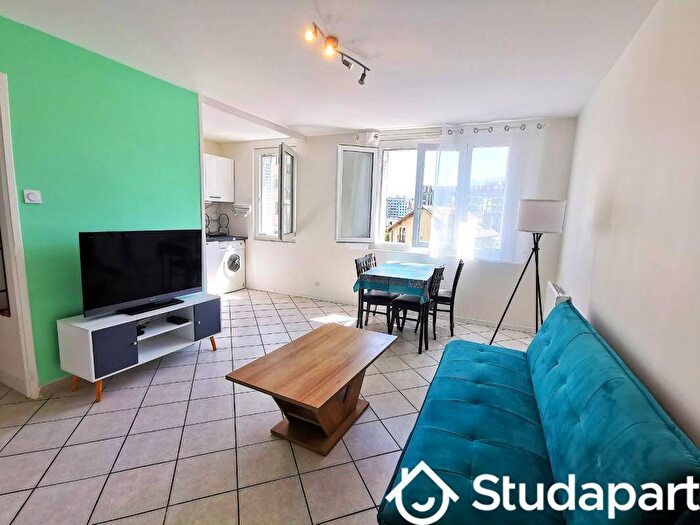 Appartement à louer - Abry, Grenoble - 1 pièce - 1 chambre