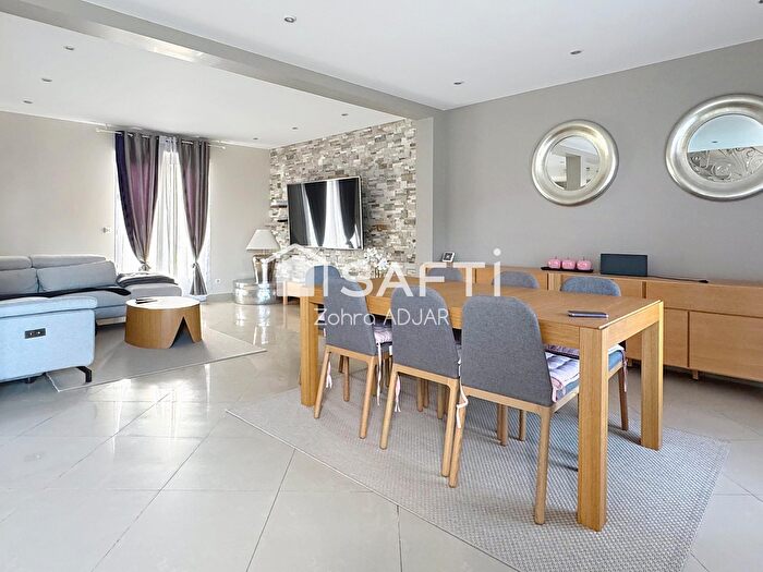 Maison à vendre - Dammartin-en-Goële - 7 pièces - 5 chambres