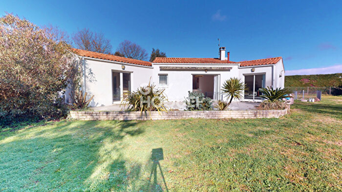 Maison à vendre - Saint-Pierre-dOléron - 5 pièces - 4 chambres