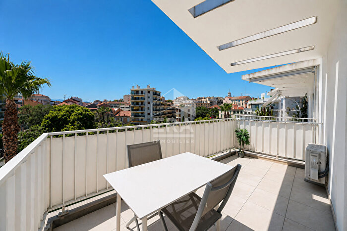 Cannes, Californie Pezou - Appartement 1 pièce à vendre