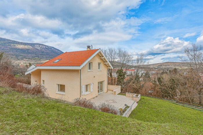 Gex - Maison 8 pièces à vendre