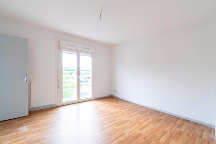 Appartement à louer - Nolay - 4 pièces - 3 chambres