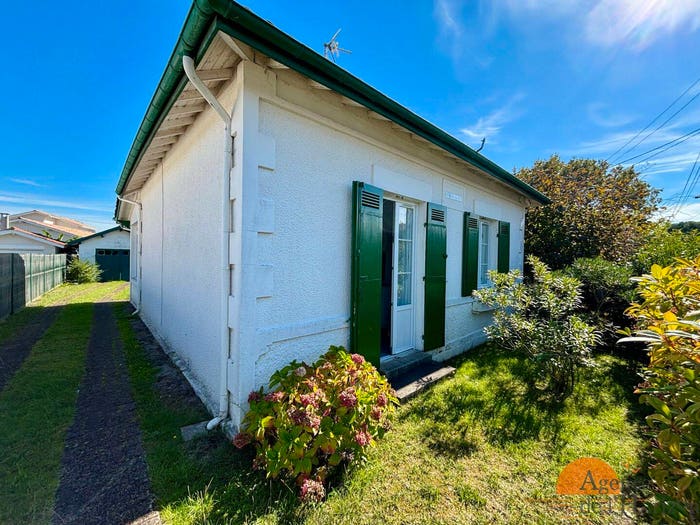 Maison 4 pièces à Arès, à louer