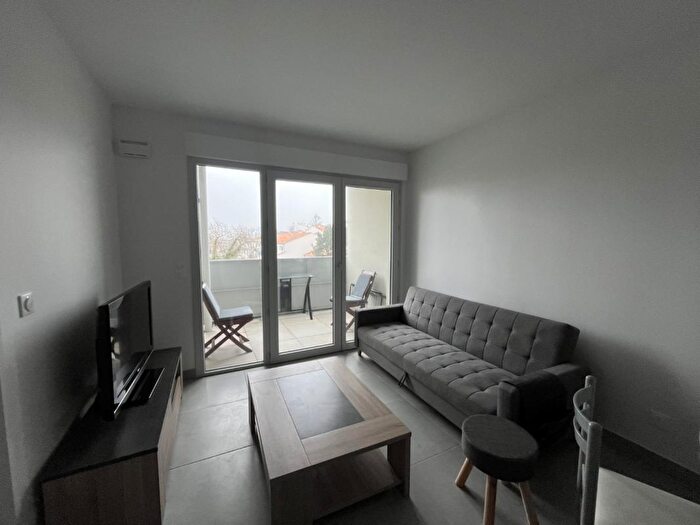 Appartement à louer - Talence, Saint-Genès, La Médoquine, Haut-Brion - 2 pièces - 1 chambre