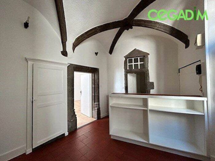 Appartement à louer - Montferrand, Clermont-Ferrand - 3 pièces - 2 chambres