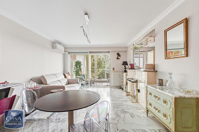 Appartement 2 pièces à Cannes, Petit Juas, à vendre