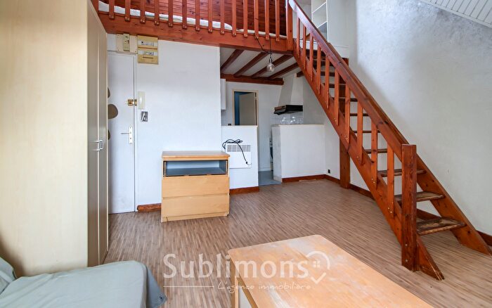 Appartement à vendre - Vannes, Centre-ville, Le Port - 1 pièce