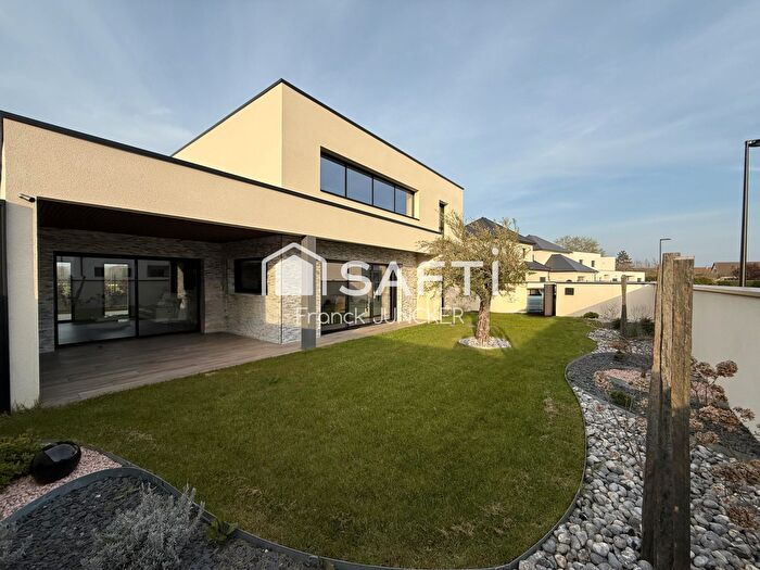 Biéville-Beuville : Maison 7 pièces à vendre