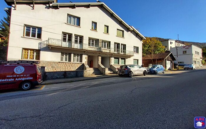 Appartement 4 pièces à Ax-les-Thermes, à louer