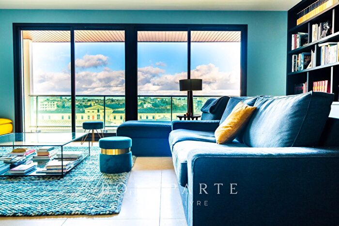 Appartement à vendre - Niort, Centre-ville - 6 pièces - 3 chambres