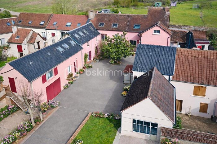 Maison 11 pièces à vendre à Rambouillet, Villeneuve, Hippodrome
